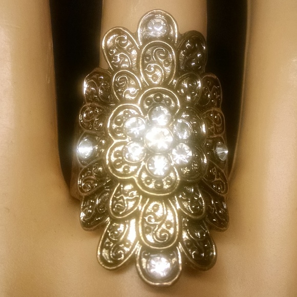 Jewelry | Vintage Antique Style Elegant Rhinestones Ring | Poshmark